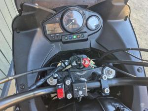Melns Yamaha TDM 900 2006 Kuršėnai, ar dzinēja tilpumu 0.90 L un nobraukumu 60 tūkst. km par 2750 €, foto 12 vietnē AUTOMOTO.COM.LV