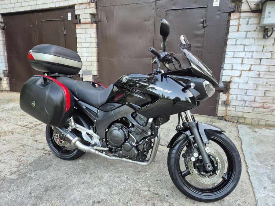 Black Yamaha TDM 900 2008 in Alytus, with an engine capacity of 0.90 L and mileage of 35 thousand km for 3650 €, photo 7 on AUTOMOTO.COM.LV