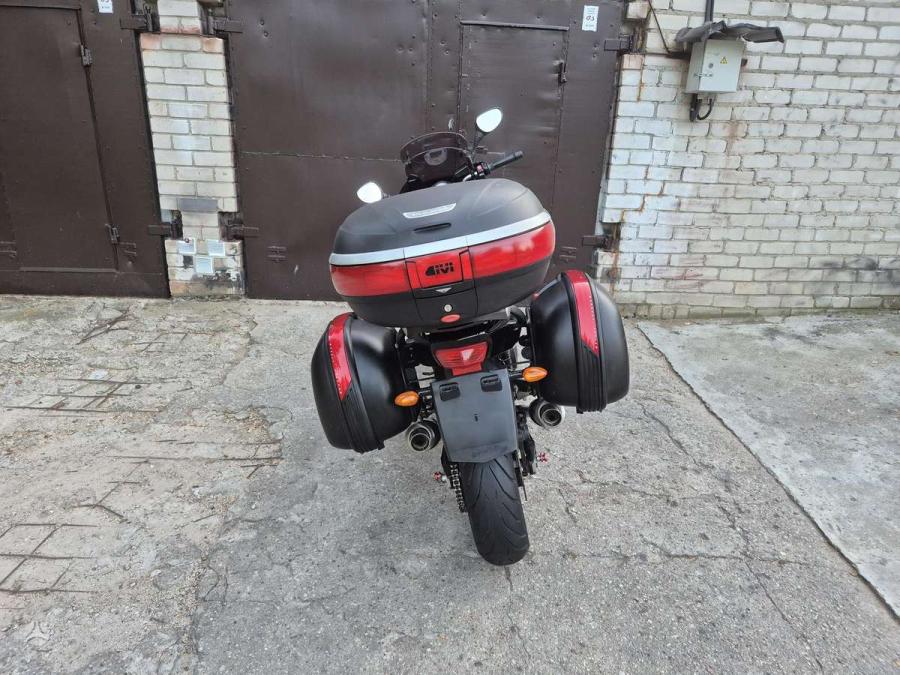 Black Yamaha TDM 900 2008 in Alytus, with an engine capacity of 0.90 L and mileage of 35 thousand km for 3650 €, photo 18 on AUTOMOTO.COM.LV