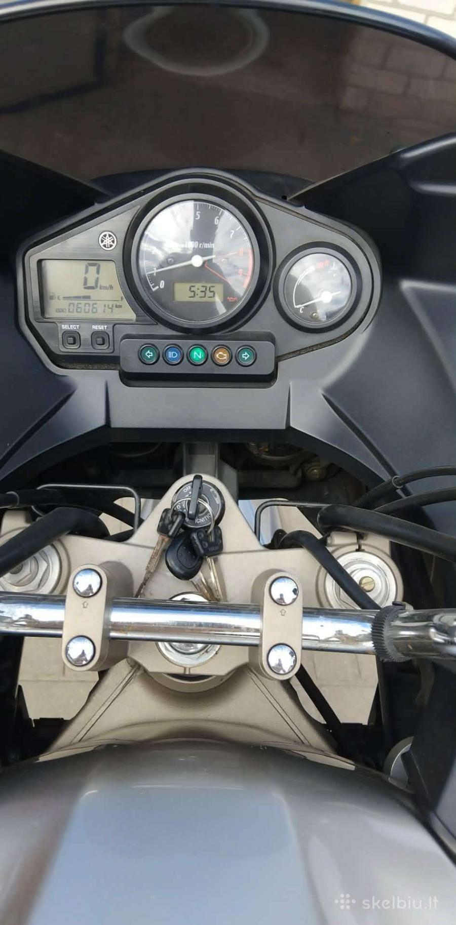 Grey Yamaha TDM 900 2003 in Taurage, with an engine capacity of 0.90 L and mileage of 60 thousand km for 2750 €, photo 1 on AUTOMOTO.COM.LV