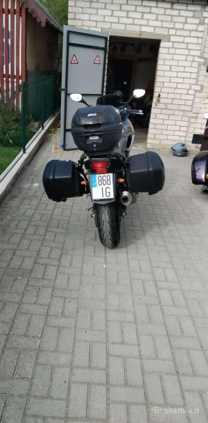 Grey Yamaha TDM 900 2003 in Taurage, with an engine capacity of 0.90 L and mileage of 60 thousand km for 2750 €, photo 3 on AUTOMOTO.COM.LV