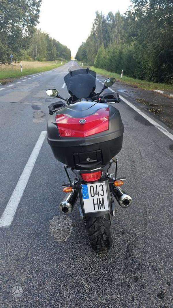 Pelēks Yamaha TDM 900 2004 Gargždai, ar dzinēja tilpumu 0.90 L un nobraukumu 71 tūkst. km par 2999 €, foto 5 vietnē AUTOMOTO.COM.LV