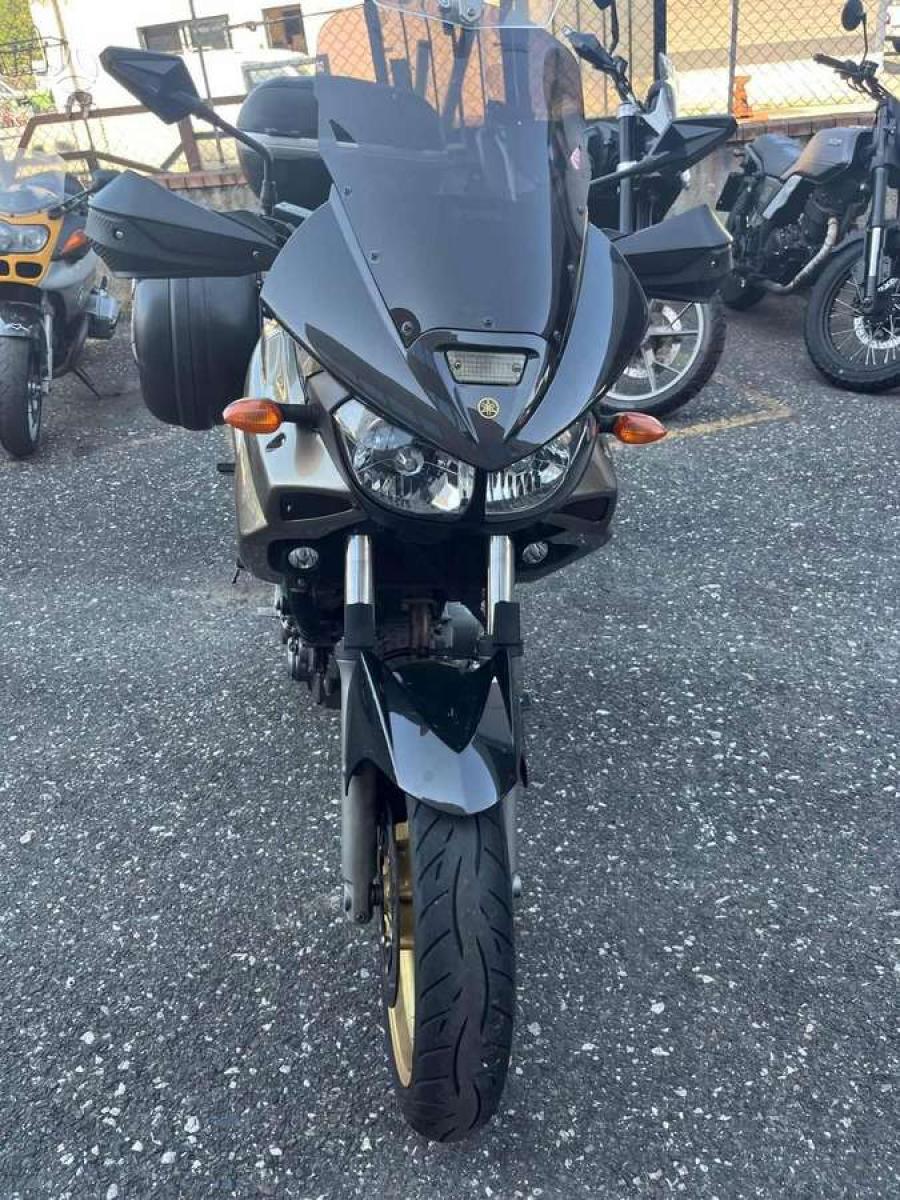 Pelēks Yamaha TDM 900 2005 Pasvalys, ar dzinēja tilpumu 0.90 L un nobraukumu 45 tūkst. km par 2550 €, foto 4 vietnē AUTOMOTO.COM.LV