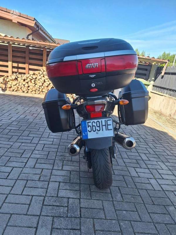 Grey Yamaha TDM 900 2007 in Klaipeda, with an engine capacity of 0.90 L and mileage of 51 thousand km for 2650 €, photo 4 on AUTOMOTO.COM.LV