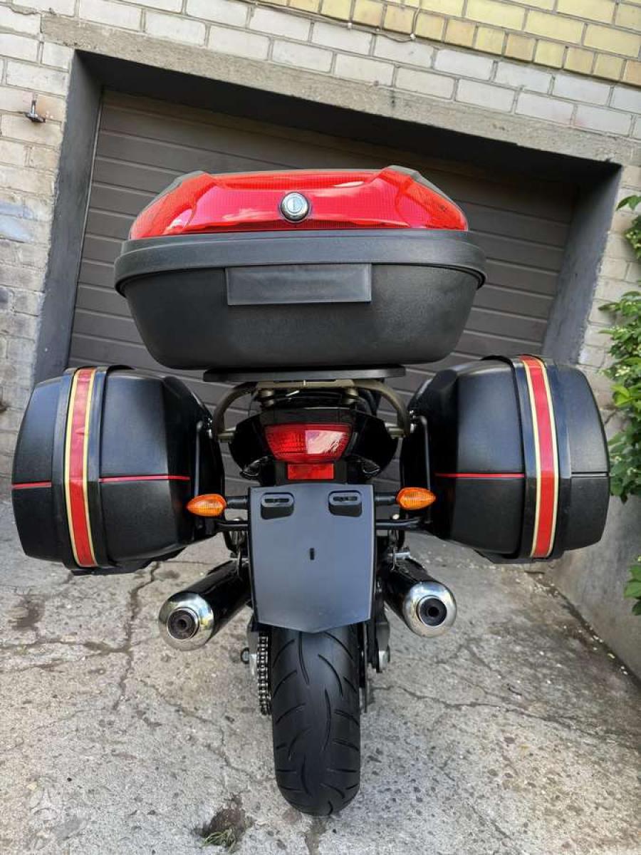 Yamaha TDM 900 2002 Prienai, ar dzinēja tilpumu 0.90 L un nobraukumu 55 tūkst. km par 3099 €, foto 8 vietnē AUTOMOTO.COM.LV