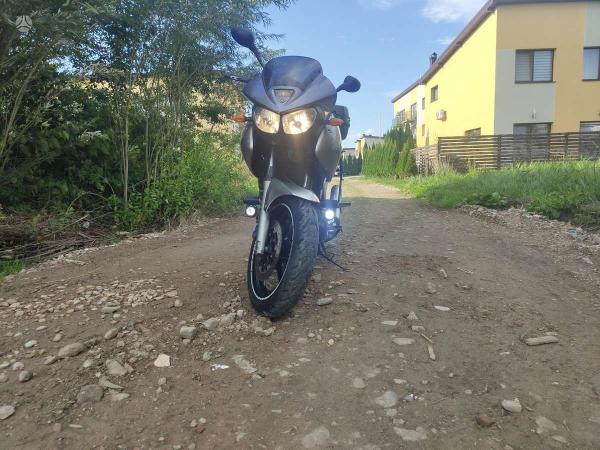 Yamaha TDM 900 2002 Kauņa vietnē Yamaha TDM 900 2002 Kauņa, ar dzinēja tilpumu 0.00 L un nobraukumu 51 tūkst. km par 2450 €, foto 7 vietnē AUTOMOTO.COM.LV