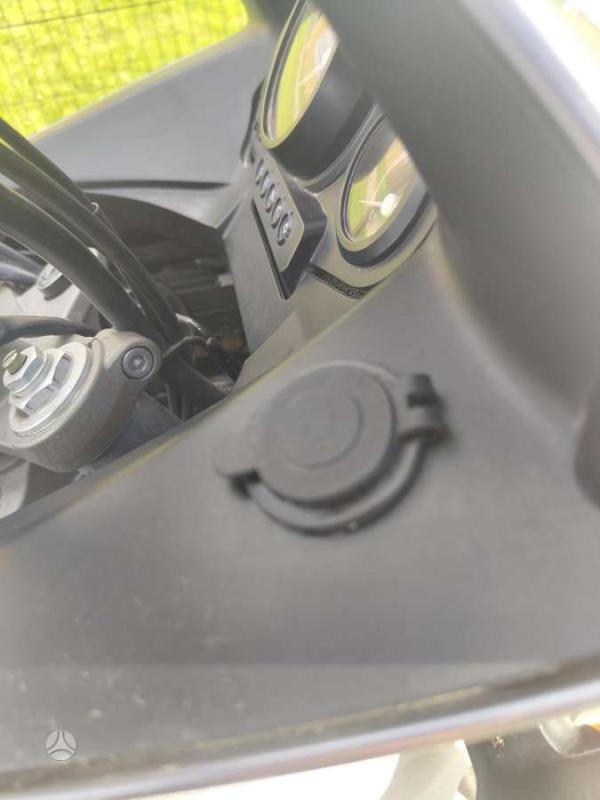 Yamaha TDM 900 2002 Kauņa vietnē Yamaha TDM 900 2002 Kauņa, ar dzinēja tilpumu 0.00 L un nobraukumu 51 tūkst. km par 2450 €, foto 8 vietnē AUTOMOTO.COM.LV
