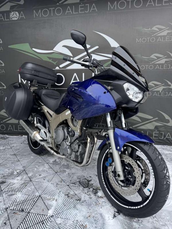 Yamaha TDM 900 2003 Prienai, ar dzinēja tilpumu 0.90 L un nobraukumu 43 tūkst. km par 3100 €, foto 1 vietnē AUTOMOTO.COM.LV