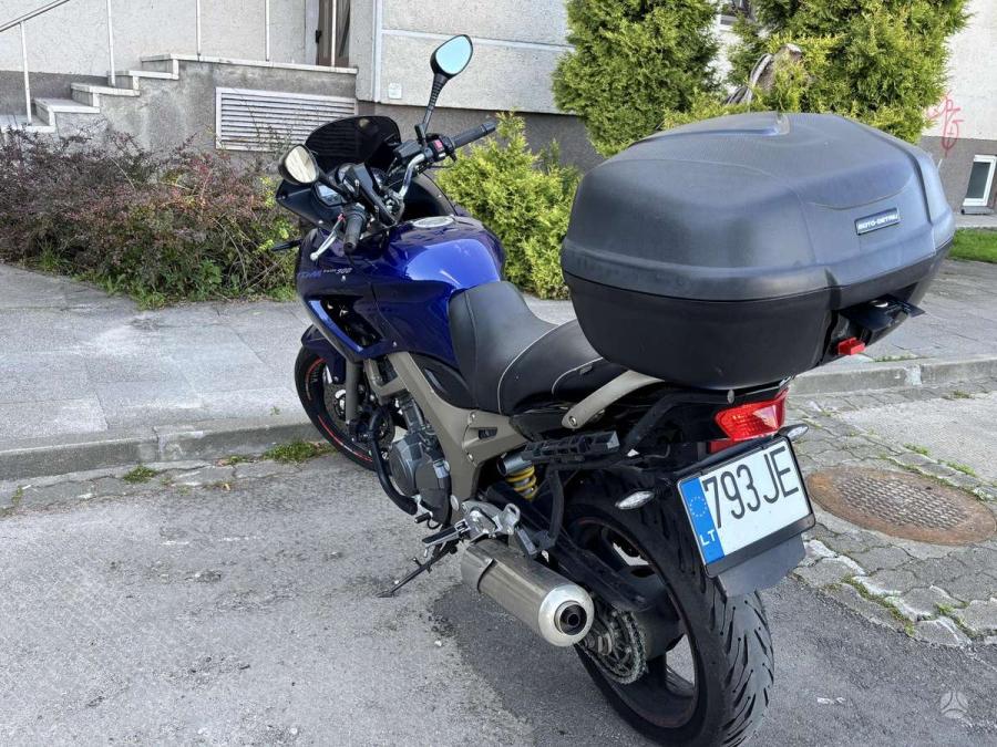 Yamaha TDM 900 2003 Viļņa, ar dzinēja tilpumu 0.90 L un nobraukumu 66 tūkst. km par 3100 €, foto 5 vietnē AUTOMOTO.COM.LV