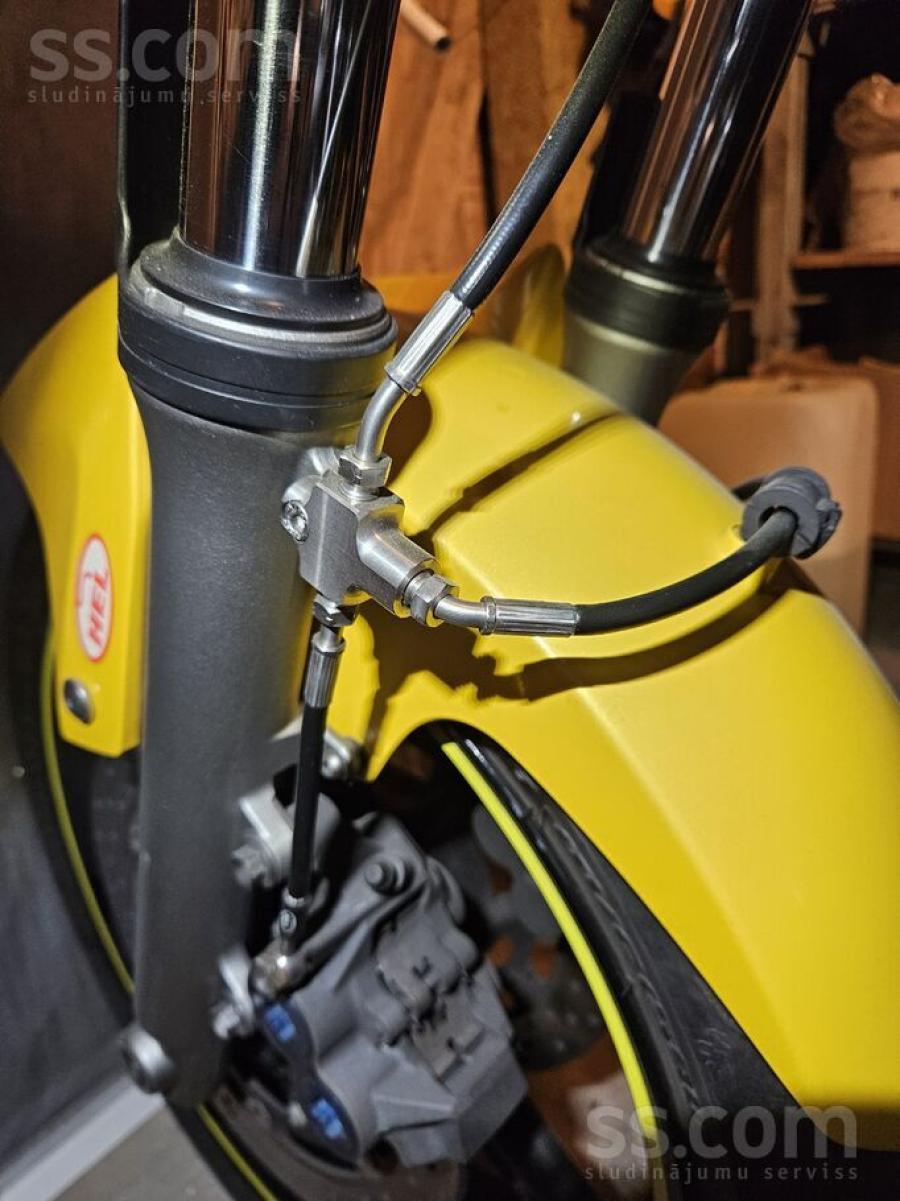 Yamaha TDM 900 2003 in Liepaja, with an engine capacity of 0.90 L and mileage of 0 thousand km for 3300 €, photo 6 on AUTOMOTO.COM.LV