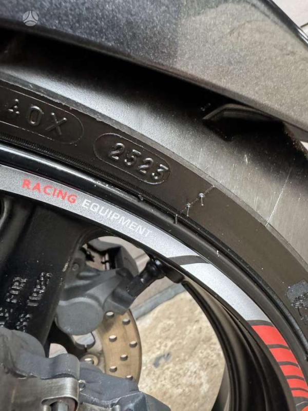 Yamaha TDM 900 2004 Prienai, ar dzinēja tilpumu 0.90 L un nobraukumu 38 tūkst. km par 3150 €, foto 11 vietnē AUTOMOTO.COM.LV