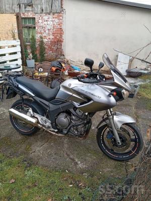 Yamaha TDM 900 2005 Liepāja, ar dzinēja tilpumu 0.90 L un nobraukumu 0 tūkst. km par 3000 €, foto 8 vietnē AUTOMOTO.COM.LV