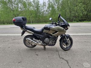 Ямаха TDM 900 2005 в Юрбаркас, объемом двигателя 0.90 л и пробегом 51 тыс. км за 2750 €, фото 3 на AUTOMOTO.COM.LV