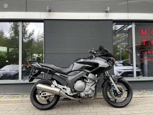 Yamaha TDM 900 2006 Rīga vietnē Yamaha TDM 900 2006 Rīga, ar dzinēja tilpumu 0.90 L un nobraukumu 35 tūkst. km par 3499 €, foto 6 vietnē AUTOMOTO.COM.LV