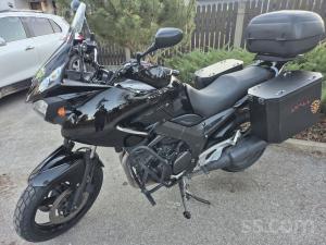 Yamaha TDM 900 2007 Jūrmala, ar dzinēja tilpumu 0.90 L un nobraukumu 0 tūkst. km par 3450 €, foto 4 vietnē AUTOMOTO.COM.LV