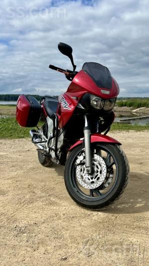 Yamaha TDM 2000 Ogre, ar dzinēja tilpumu 0.85 L un nobraukumu 0 tūkst. km par 2500 €, foto 2 vietnē AUTOMOTO.COM.LV