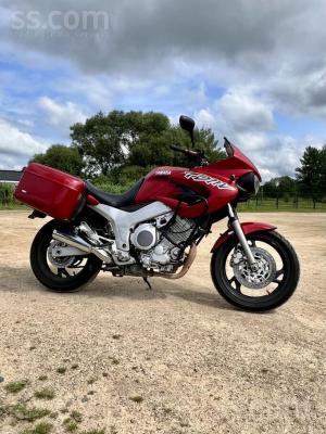 Yamaha TDM 2000 Ogre, ar dzinēja tilpumu 0.85 L un nobraukumu 0 tūkst. km par 2500 €, foto 4 vietnē AUTOMOTO.COM.LV