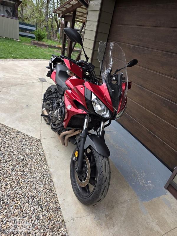 Red Yamaha Tracer 7 2017 in Pasvalys, with an engine capacity of 0.70 L and mileage of 0 thousand km for 3849 €, photo 5 on AUTOMOTO.COM.LV