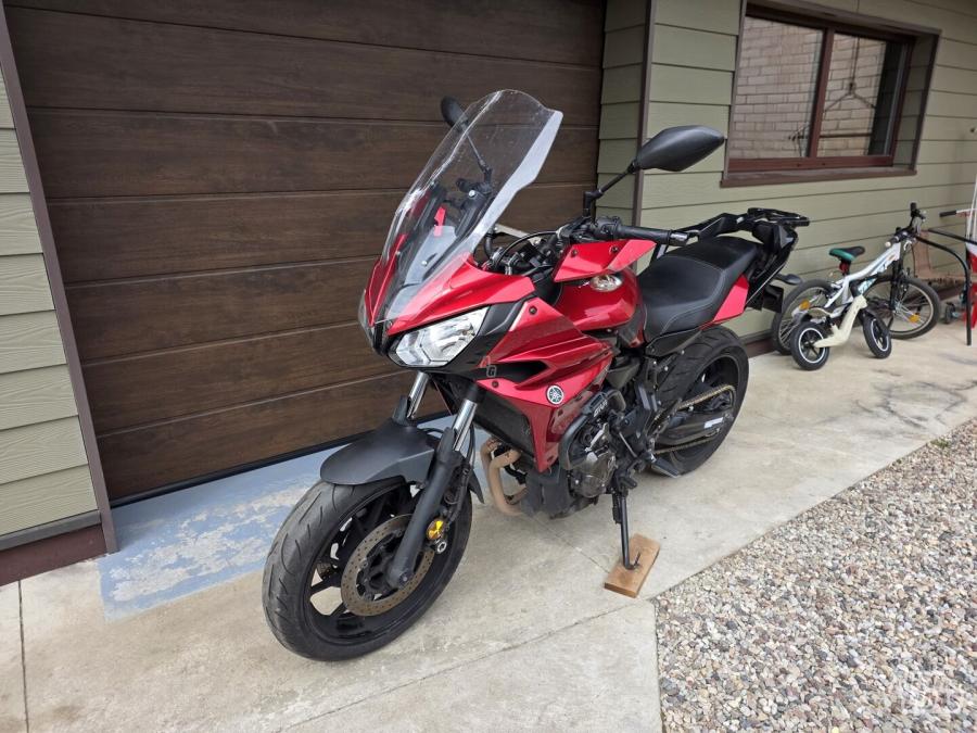 Red Yamaha Tracer 7 2017 in Pasvalys, with an engine capacity of 0.70 L and mileage of 0 thousand km for 3849 €, photo 10 on AUTOMOTO.COM.LV