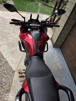Red Yamaha Tracer 7 2017 in Pasvalys, with an engine capacity of 0.70 L and mileage of 0 thousand km for 3849 €, photo 12 on AUTOMOTO.COM.LV