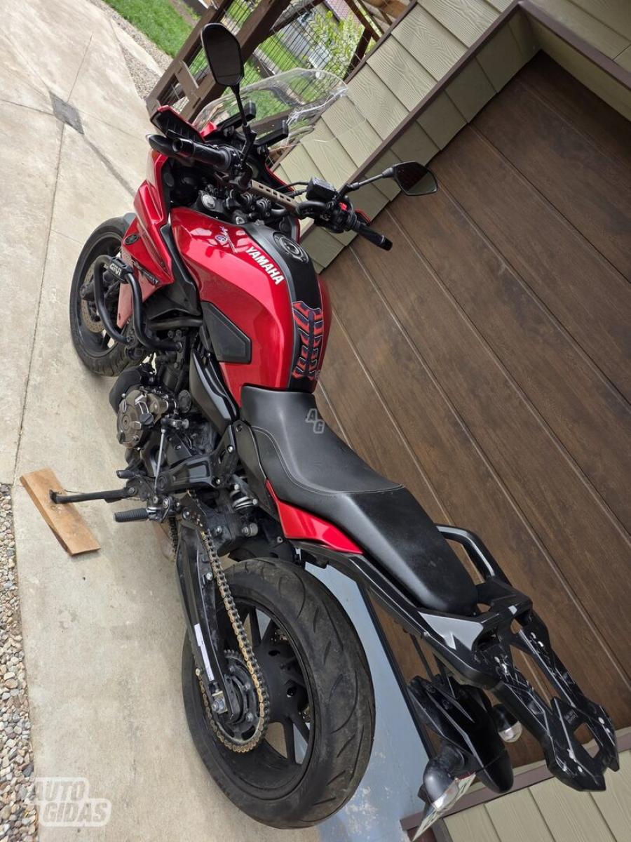 Red Yamaha Tracer 7 2017 in Pasvalys, with an engine capacity of 0.70 L and mileage of 0 thousand km for 3849 €, photo 15 on AUTOMOTO.COM.LV
