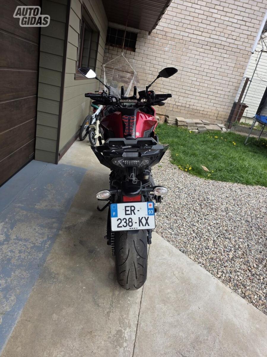 Red Yamaha Tracer 7 2017 in Pasvalys, with an engine capacity of 0.70 L and mileage of 0 thousand km for 3849 €, photo 20 on AUTOMOTO.COM.LV