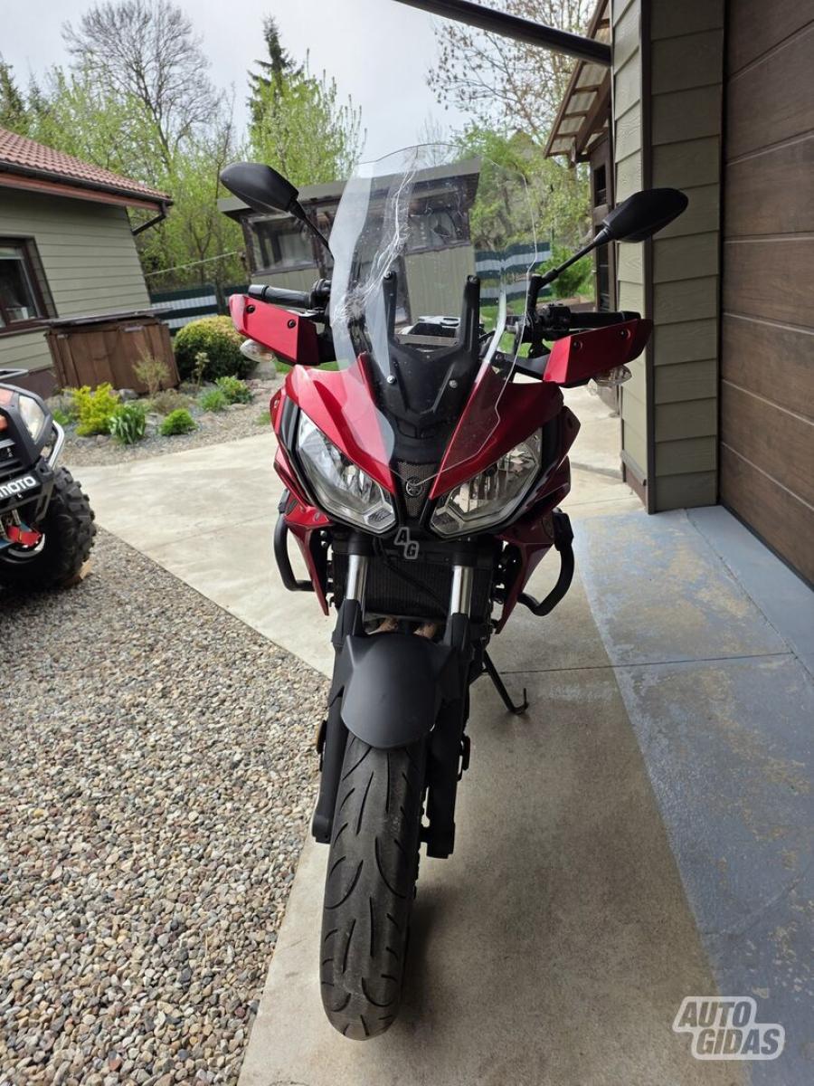 Red Yamaha Tracer 7 2017 in Pasvalys, with an engine capacity of 0.70 L and mileage of 0 thousand km for 3849 €, photo 21 on AUTOMOTO.COM.LV