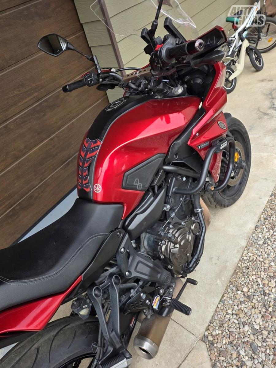 Red Yamaha Tracer 7 2017 in Pasvalys, with an engine capacity of 0.70 L and mileage of 0 thousand km for 3849 €, photo 24 on AUTOMOTO.COM.LV