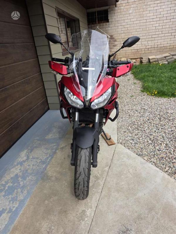 Sarkans Yamaha Tracer 7 2017 Pasvalys, ar dzinēja tilpumu 0.70 L un nobraukumu 100 tūkst. km par 3499 €, foto 5 vietnē AUTOMOTO.COM.LV