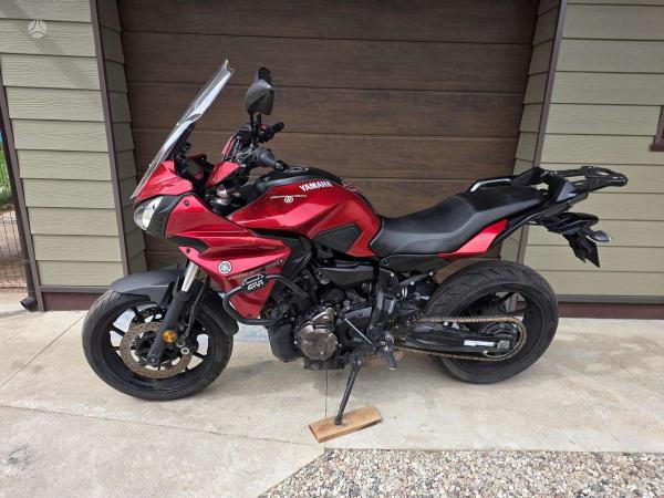 Sarkans Yamaha Tracer 7 2017 Pasvalys, ar dzinēja tilpumu 0.70 L un nobraukumu 100 tūkst. km par 3499 €, foto 6 vietnē AUTOMOTO.COM.LV