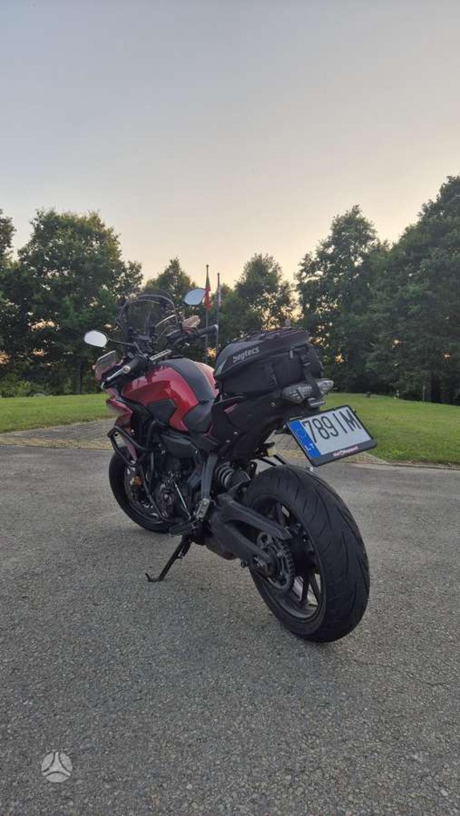 Sarkans Yamaha Tracer 7 2018 Klaipėda, ar dzinēja tilpumu 0.70 L un nobraukumu 33 tūkst. km par 4700 €, foto 4 vietnē AUTOMOTO.COM.LV