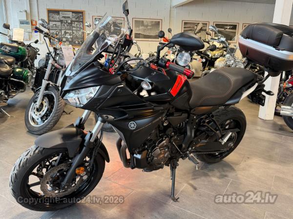 Black Yamaha Tracer 700 2018 in Tallinn, with an engine capacity of 0.69 L and mileage of 46 thousand km for 5490 €, photo 11 on AUTOMOTO.COM.LV