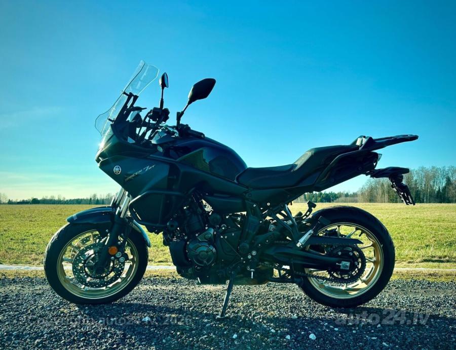 Black Yamaha Tracer 700 2024 in Rapla, with an engine capacity of 0.69 L and mileage of 5 thousand km for 9500 €, photo 3 on AUTOMOTO.COM.LV