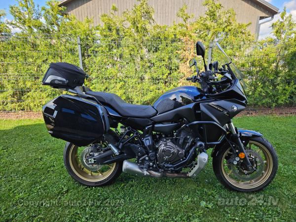 Melns Yamaha Tracer 700 2024 Tartu, ar dzinēja tilpumu 0.69 L un nobraukumu 10 tūkst. km par 9500 €, foto 1 vietnē AUTOMOTO.COM.LV