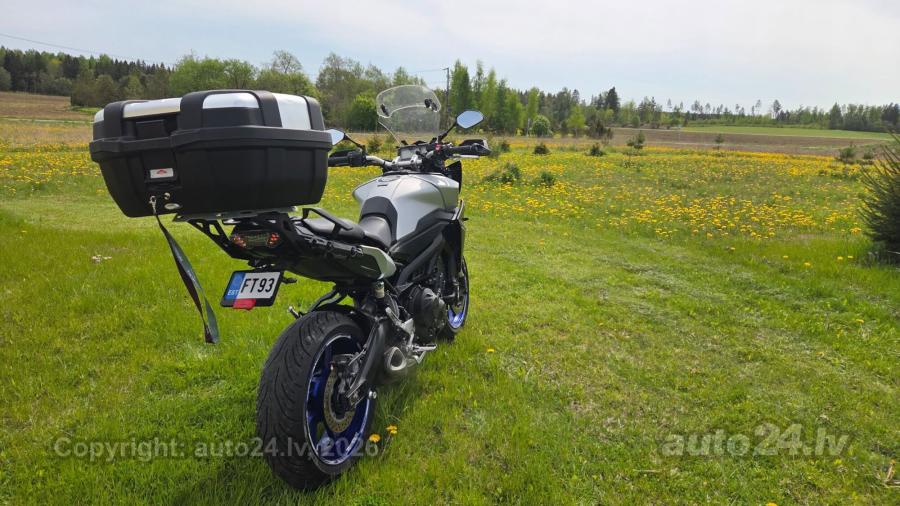 Черный Ямаха Tracer 900 2015 в Таллин, объемом двигателя 0.85 л и пробегом 31 тыс. км за 5190 €, фото 11 на AUTOMOTO.COM.LV
