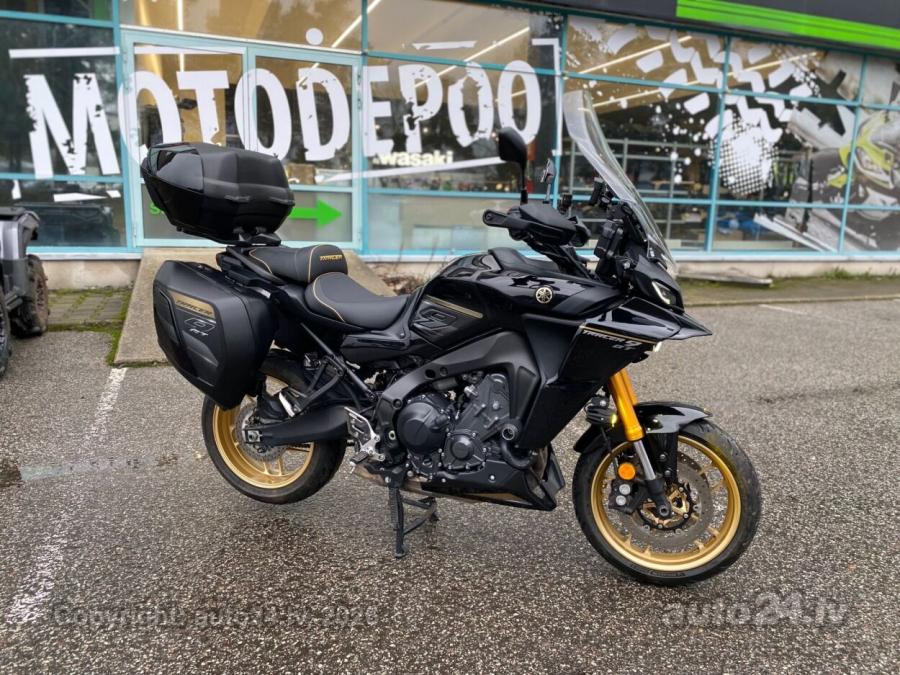 Melns Yamaha Tracer 900 2022 Tallina, ar dzinēja tilpumu 0.90 L un nobraukumu 35 tūkst. km par 12490 €, foto 2 vietnē AUTOMOTO.COM.LV