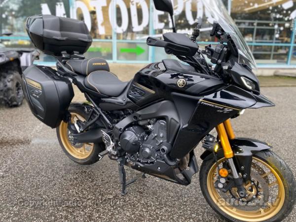 Black Yamaha Tracer 900 2022 in Tallinn, with an engine capacity of 0.90 L and mileage of 35 thousand km for 12490 €, photo 11 on AUTOMOTO.COM.LV