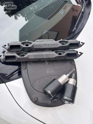 Синий Ямаха Tracer 900 2018 в Паневежис, объемом двигателя 0.90 л и пробегом 24 тыс. км за 6300 €, фото 13 на AUTOMOTO.COM.LV