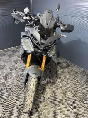 Yamaha Tracer 900 2022 Tauragė, ar dzinēja tilpumu 0.90 L un nobraukumu 27 tūkst. km par 4990 €, foto 3 vietnē AUTOMOTO.COM.LV