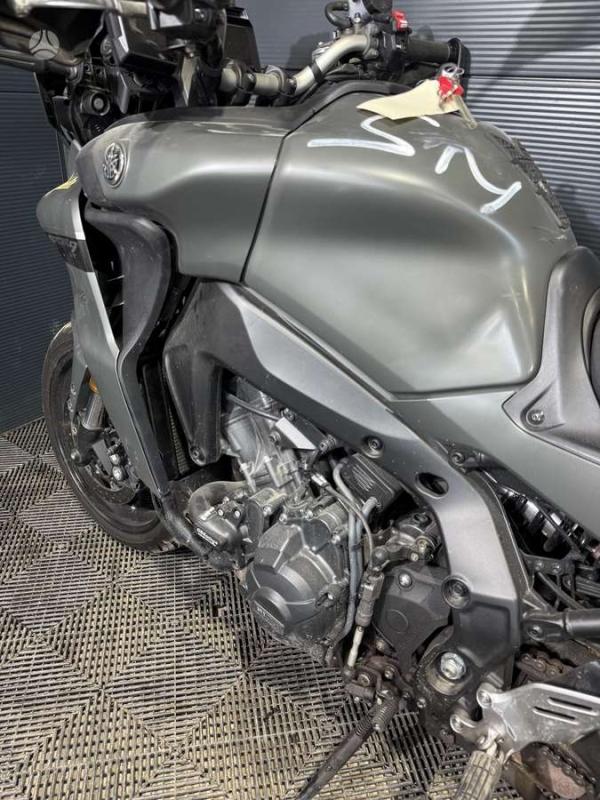 Yamaha Tracer 900 2022 in Taurage, with an engine capacity of 0.90 L and mileage of 27 thousand km for 4990 €, photo 3 on AUTOMOTO.COM.LV