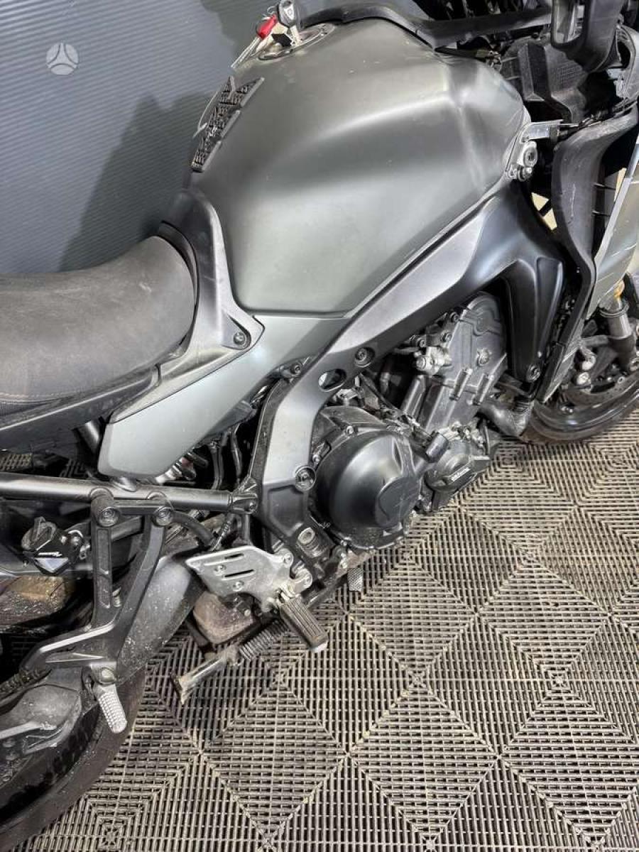 Yamaha Tracer 900 2022 Tauragė, ar dzinēja tilpumu 0.90 L un nobraukumu 27 tūkst. km par 4990 €, foto 13 vietnē AUTOMOTO.COM.LV