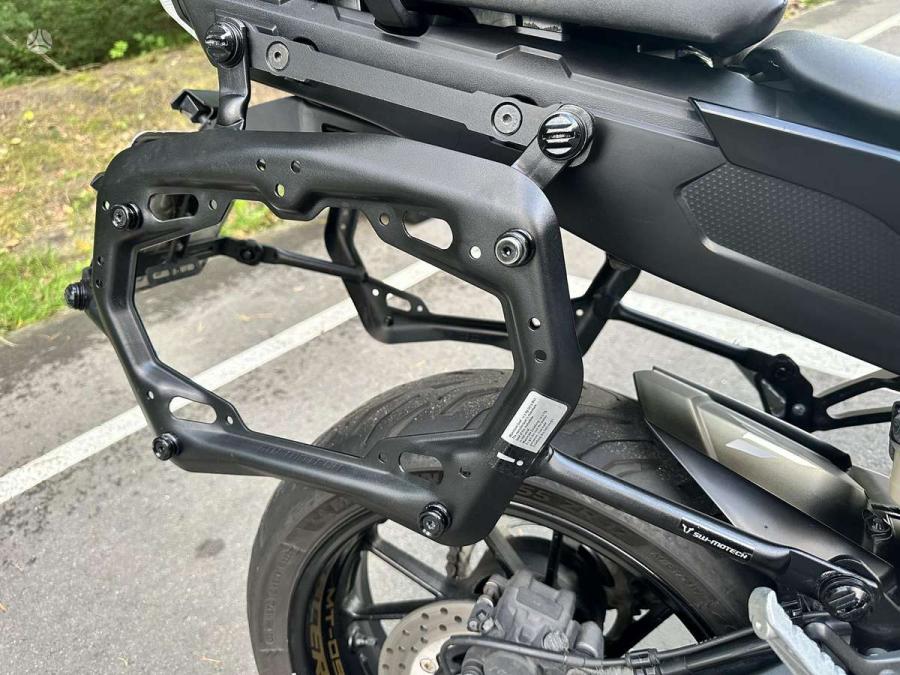 Black Yamaha Tracer 900GT 2017 in Klaipeda, with an engine capacity of 0.85 L and mileage of 37 thousand km for 5850 €, photo 15 on AUTOMOTO.COM.LV