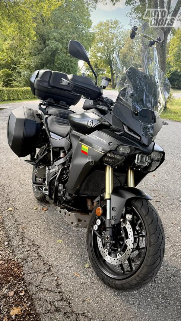 Melns Yamaha Tracer 9GT 2025 Viļņa, ar dzinēja tilpumu 0.00 L un nobraukumu 11 tūkst. km par 17000 €, foto 3 vietnē AUTOMOTO.COM.LV