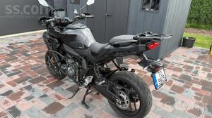 Yamaha Tracer 9GT 2025 in Riga, with an engine capacity of 0.90 L and mileage of 0 thousand km for 14700 €, photo 10 on AUTOMOTO.COM.LV