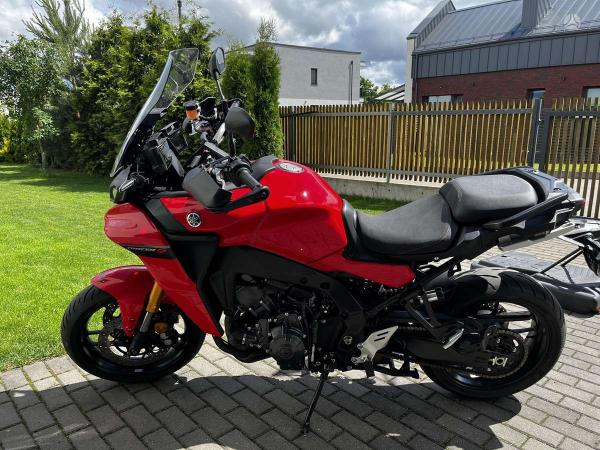 Red Yamaha Tracer 9GT 2021 in Vilnius, with an engine capacity of 0.89 L and mileage of 5 thousand km for 8990 €, photo 4 on AUTOMOTO.COM.LV