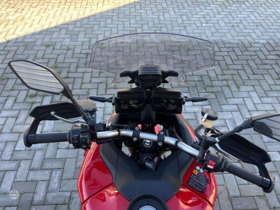 Red Yamaha Tracer 9GT 2022 in Radviliskis, with an engine capacity of 0.89 L and mileage of 25 thousand km for 7450 €, photo 22 on AUTOMOTO.COM.LV