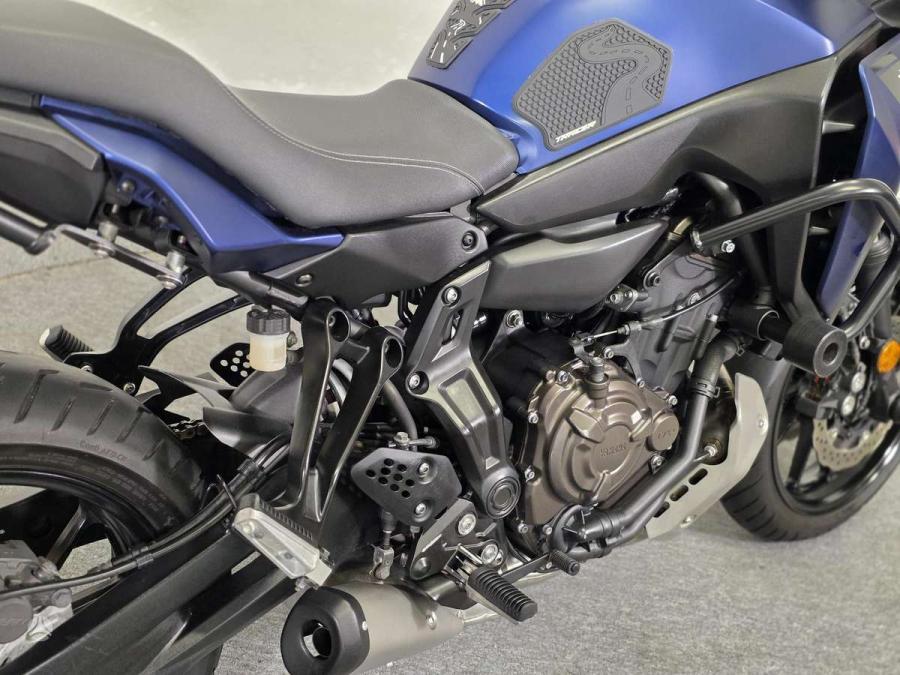 Blue Yamaha Tracer 2020 in Panevezys, with an engine capacity of 0.70 L and mileage of 25 thousand km for 5890 €, photo 21 on AUTOMOTO.COM.LV