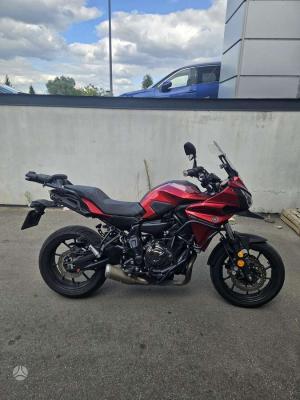 Sarkans Yamaha Tracer 2017 Viļņa, ar dzinēja tilpumu 0.69 L un nobraukumu 42 tūkst. km par 4850 €, foto 3 vietnē AUTOMOTO.COM.LV