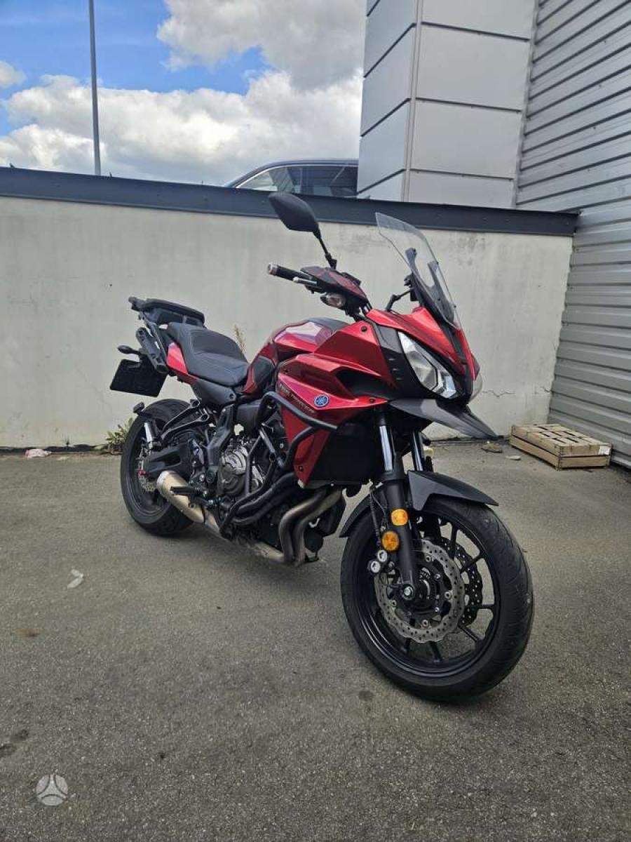 Sarkans Yamaha Tracer 2017 Viļņa, ar dzinēja tilpumu 0.69 L un nobraukumu 42 tūkst. km par 4850 €, foto 7 vietnē AUTOMOTO.COM.LV