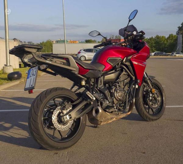 Red Yamaha Tracer 2018 in Kaunas, with an engine capacity of 0.70 L and mileage of 48 thousand km for 4300 €, photo 4 on AUTOMOTO.COM.LV
